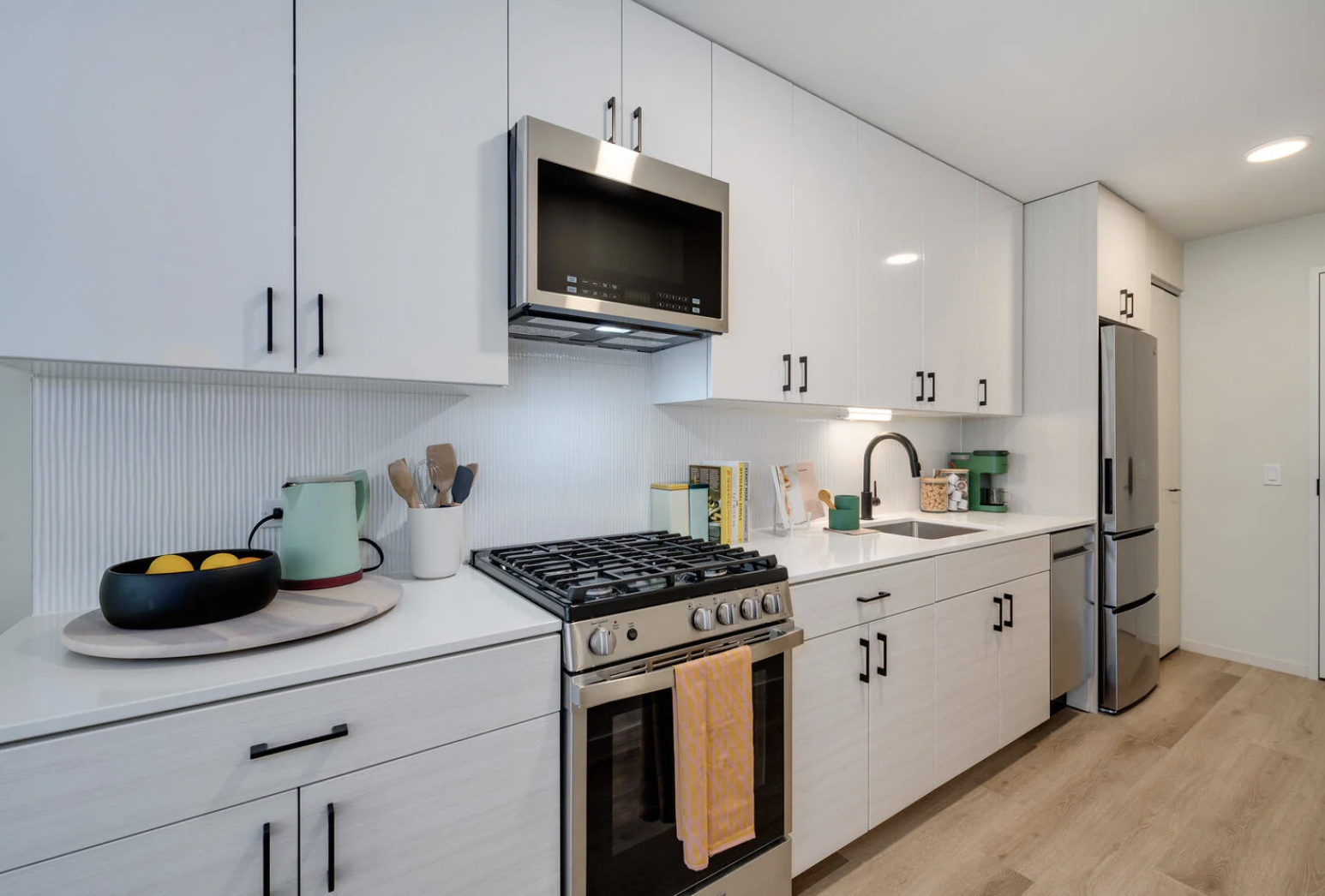 The Loop Apartment for Rent 220 | Downtown Apt Collective